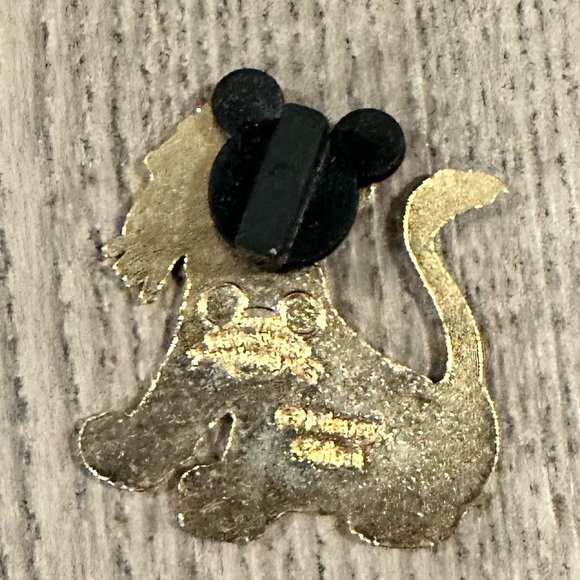 Disney | Other | The Lion King Simba Pin | Poshmark